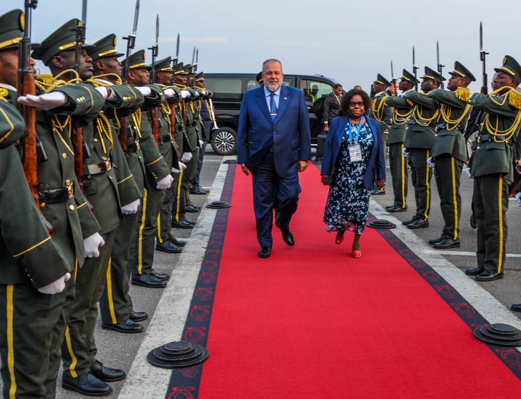 Arribó el Primer Ministro a Angola en visita de trabajo | Presidencia y ...